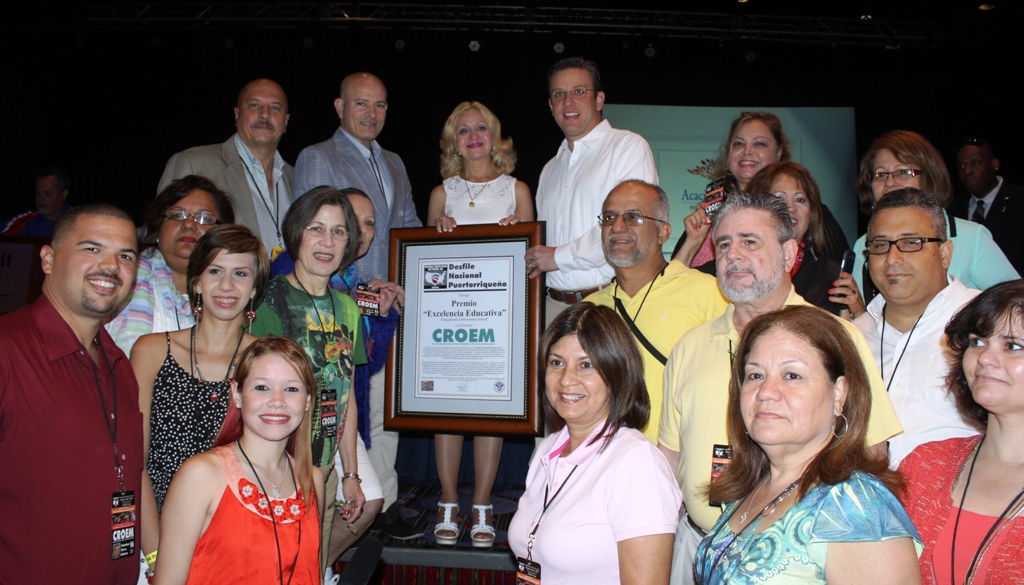 Governor and CROEM alumni receive recognition at Puerto Rican Parade in ...